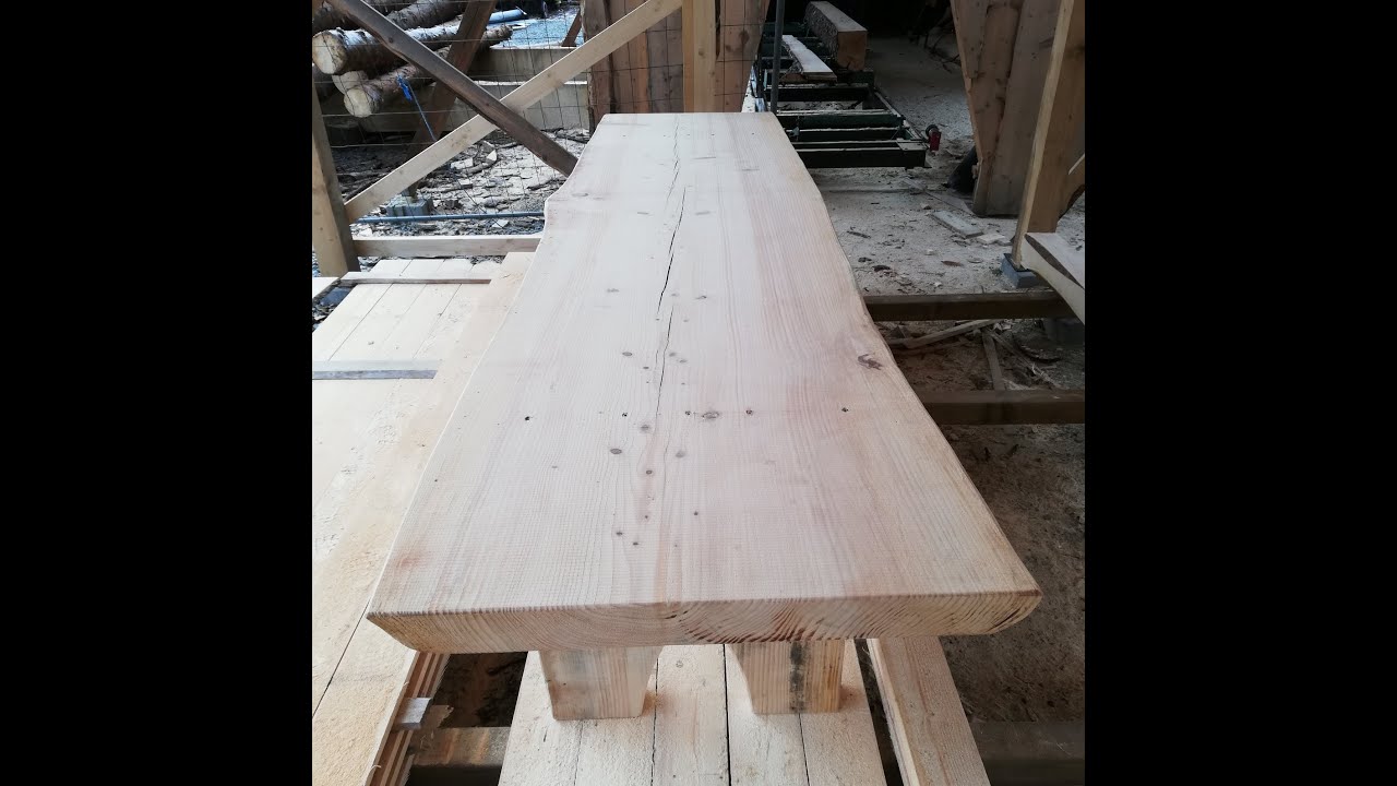 Turning a big spruce log into slabs - YouTube