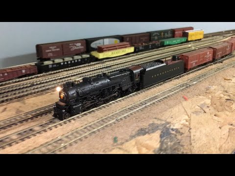 Broadway Limited Pennsylvania Railroad M1 with Boxcar Consist - Bob ...