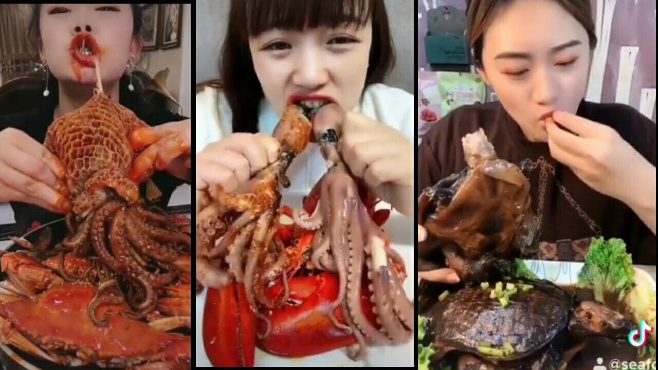 Chinese People Eating Frogs