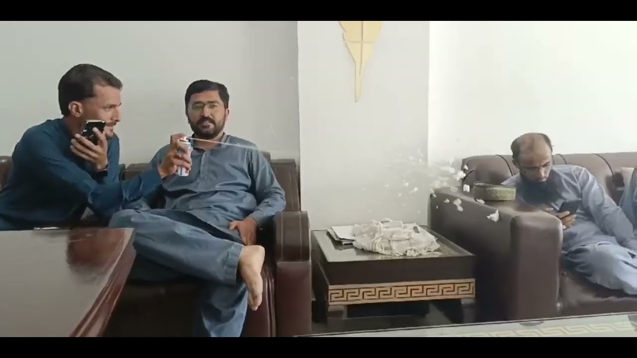 Amazing Reaction - YouTube