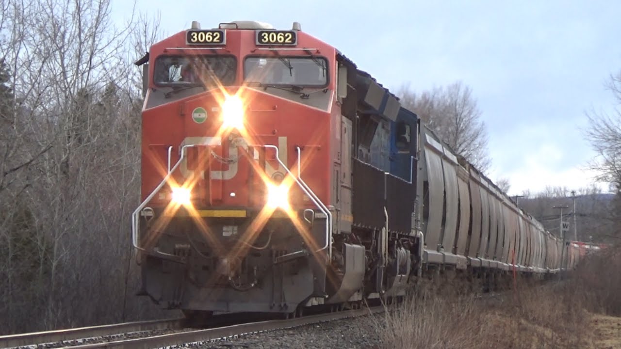 Potash is Back! Long And Heavy Potash Train CN 730 Running 2+2+2 thru ...
