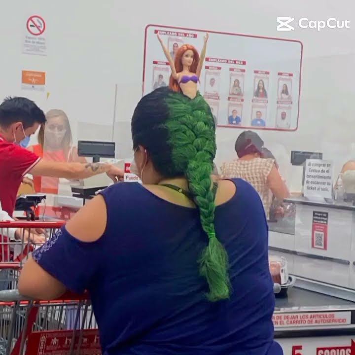 When you finally fit in - YouTube