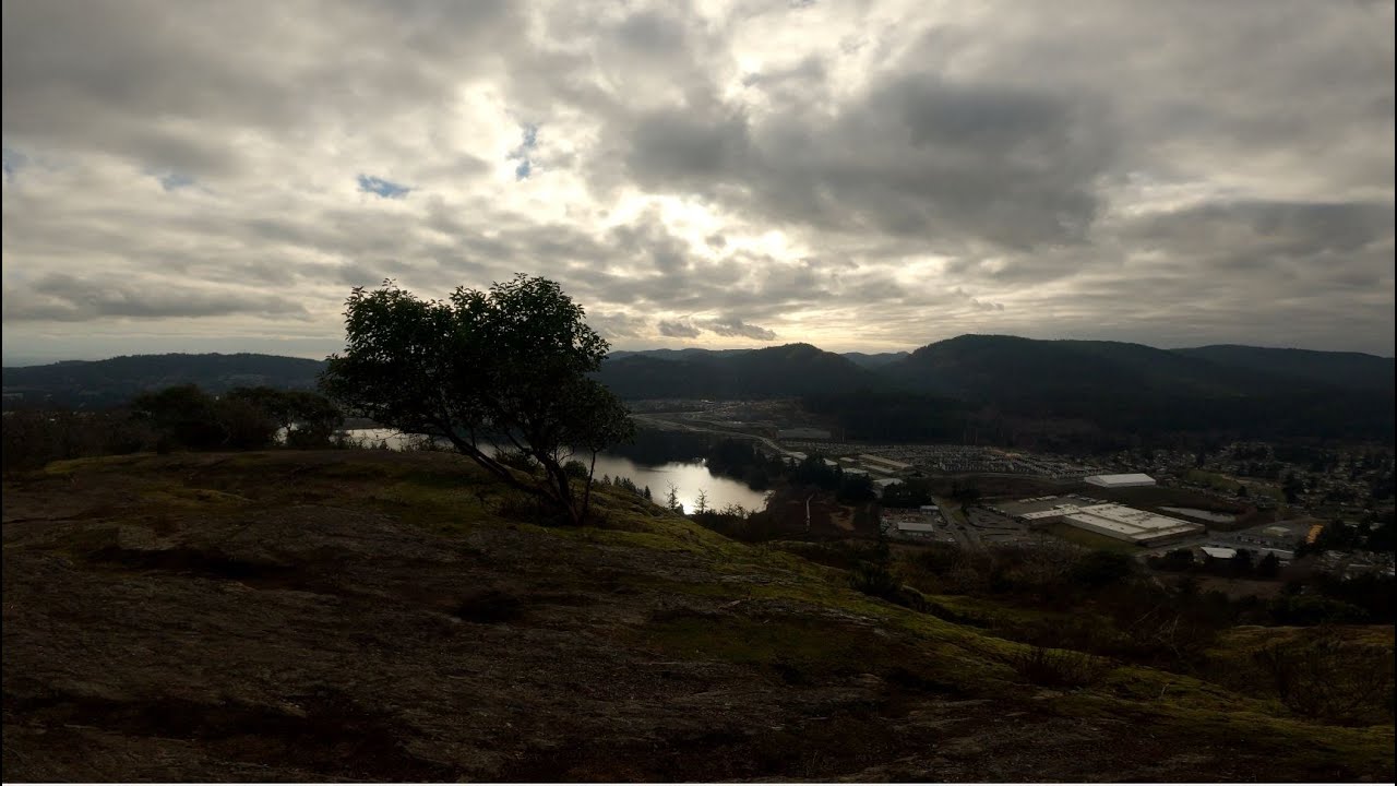 Skirt Ridge//Skirt Mountain//Victoria BC//Mountain biking - YouTube