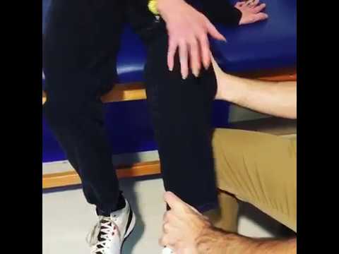 Positive Varus Stress Test - YouTube