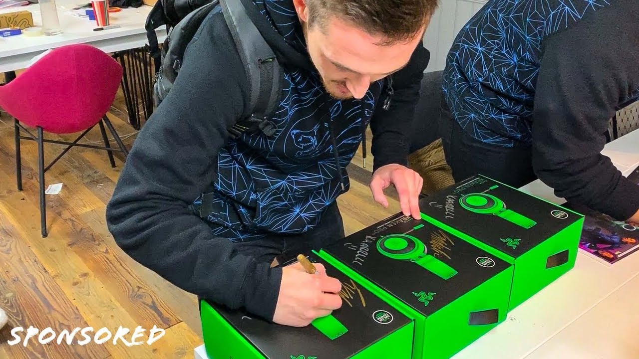 FREE RAZER SWAG GIVEAWAYS!!! - YouTube