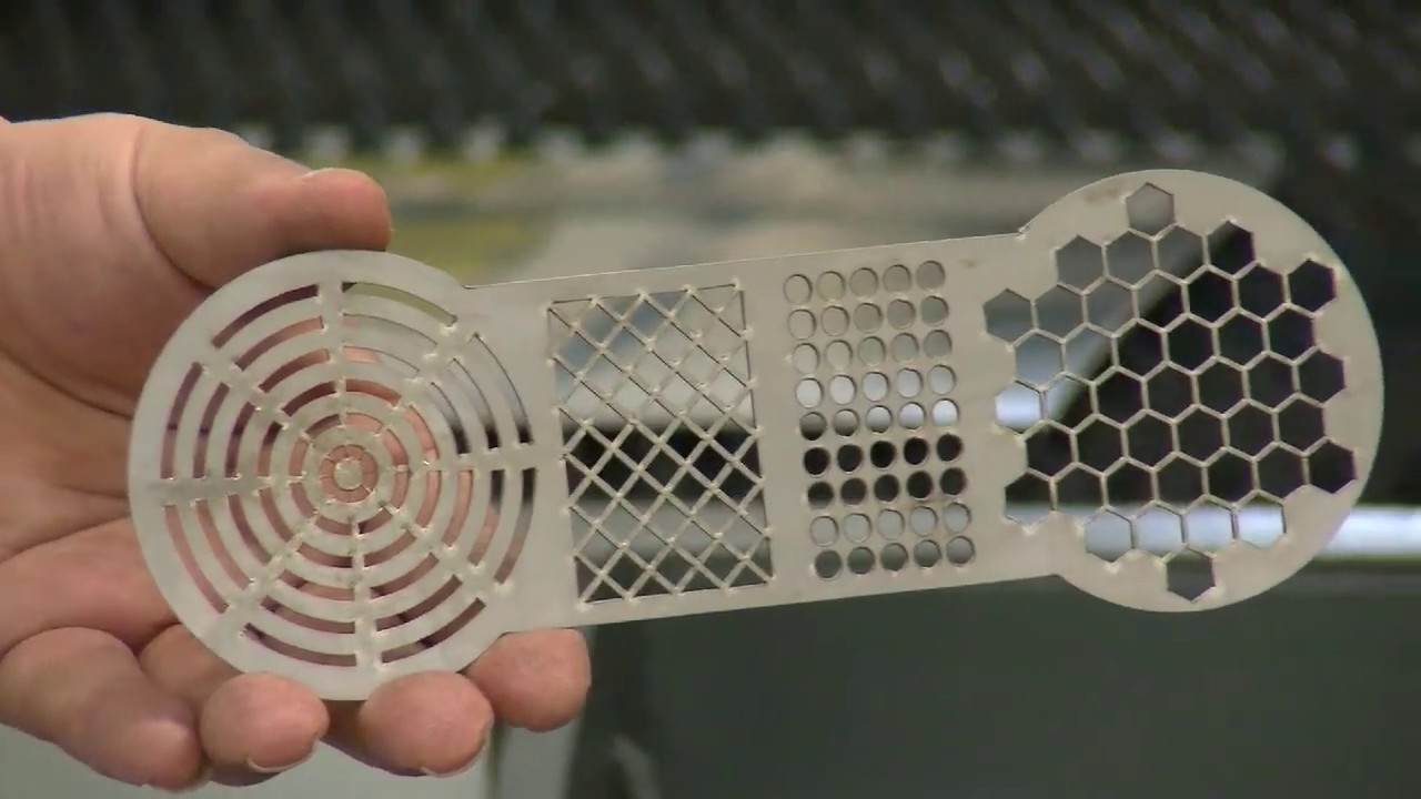The complete operation process of fiber laser cutting machine - YouTube