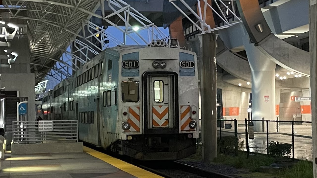 Tri-Rail: Riding on TRCX 501 from Miami Airport Station to Metrorail ...