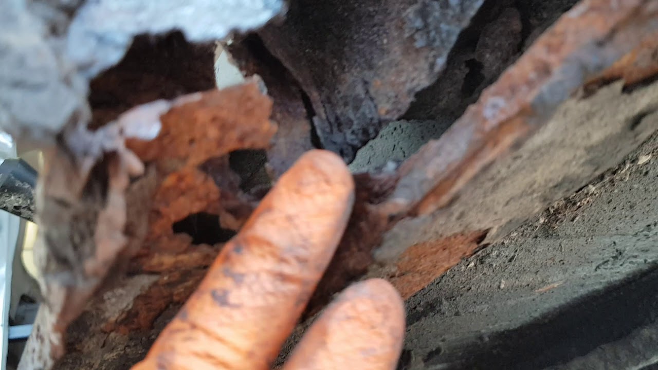 Morris minor buyers guide (rust finder pt2) - YouTube