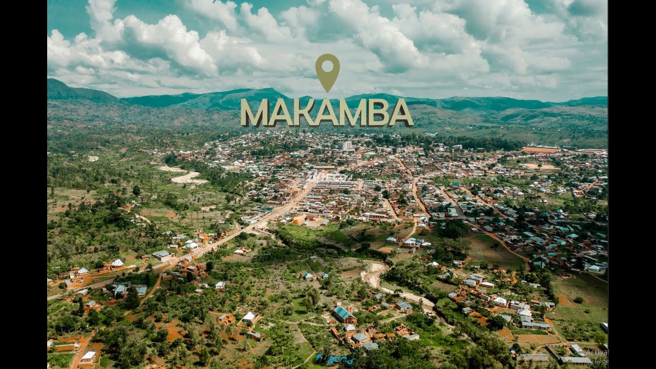 La belle vue aérienne du centre de la Province de Makamba - YouTube