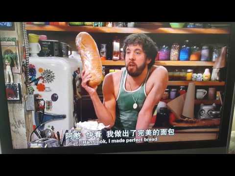 2 Broke Girls - Caroline's hair got stuck on her bed and tryed to get it out