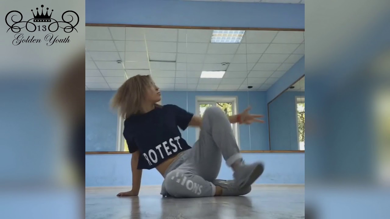 Tasya mini / Тася Кривун (Танец) Russian Girl - YouTube