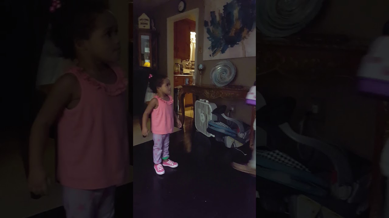 3 Years Old Throw A Thumper Tantrum Over Phone YouTube 3-years-old-throw-a-thumper-tantrum-over-phone-youtube