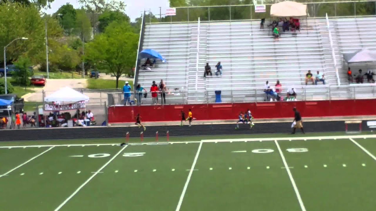 Elijah Harris 400m Dash Winner @ Lima Stadium - YouTube