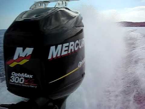 Mercury 300xs on a 22ft speedcraft - YouTube