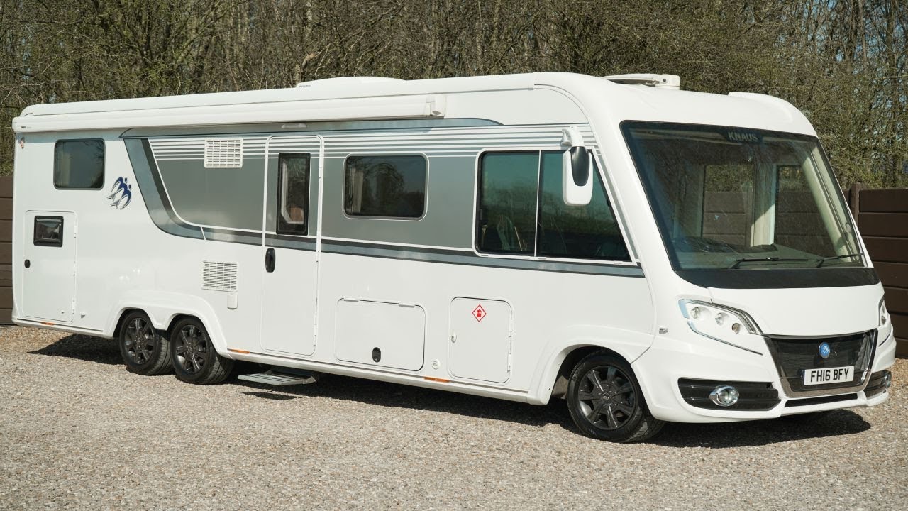 Walkaround video of the Knaus Sun i900LX - YouTube