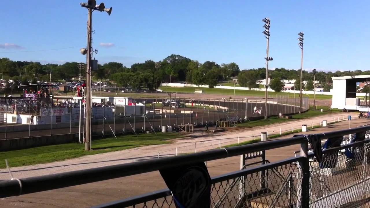 Hot laps - Iowa State Fair Speedway - YouTube
