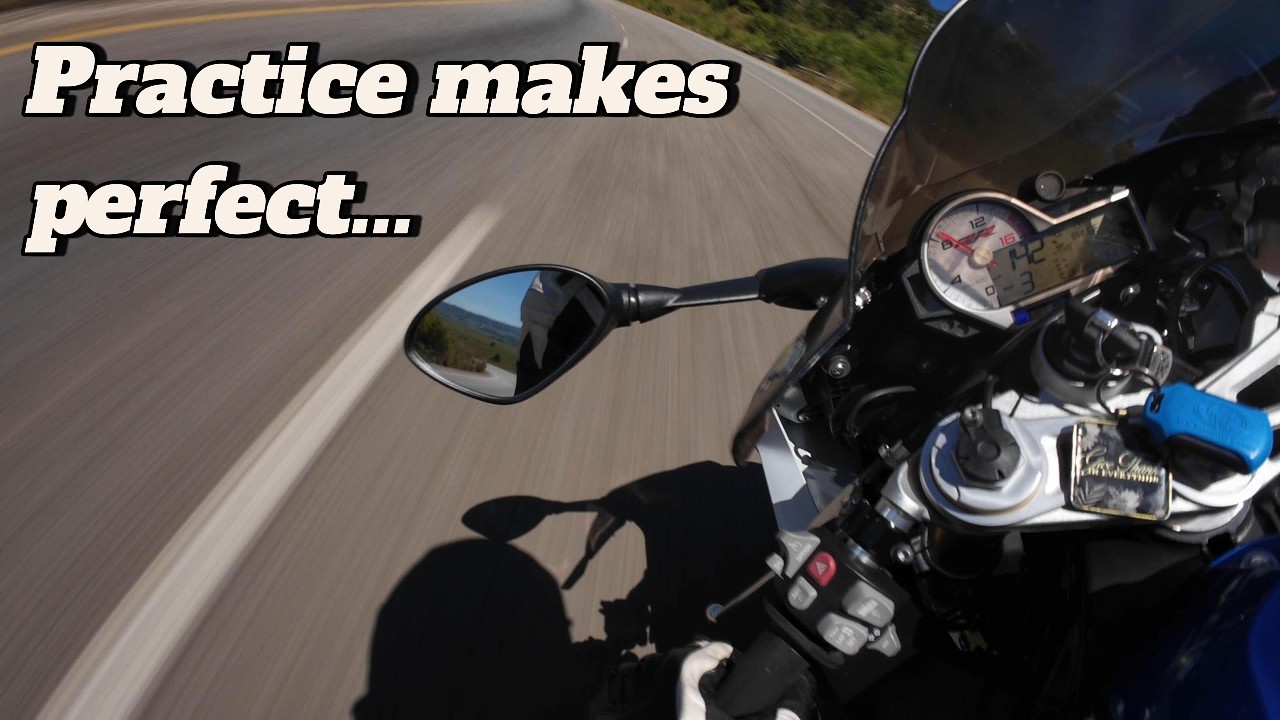 Beginner learning on a S1000RR | Cornering & body position - YouTube