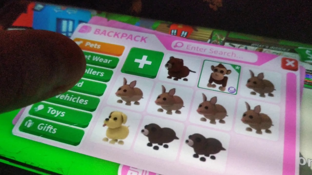 Being poor in adopt me - YouTube