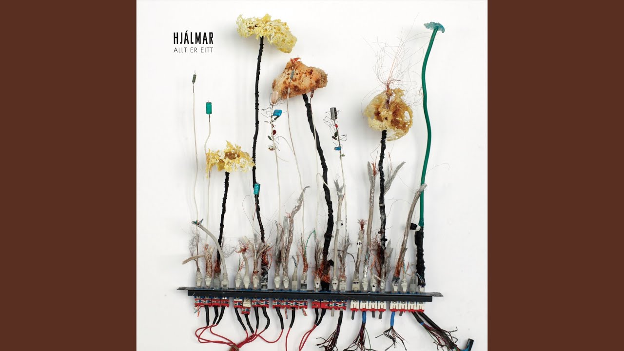 Undir fót - YouTube