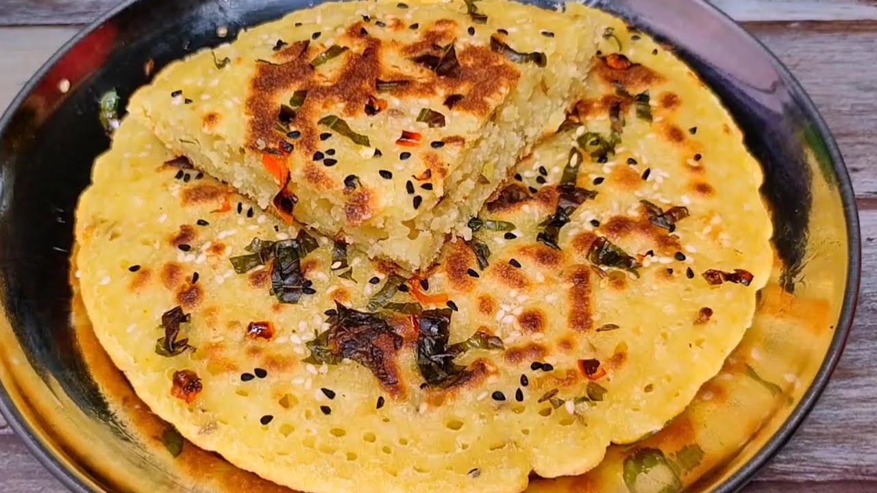 suji ka nashta.. जब खाना हो कुछ नया तो बनाया सूजी का एक दम नया नाश्ता ...