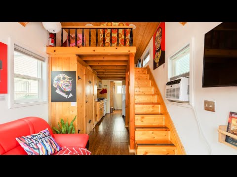 Gorgeous Cozy Hip Hop Art Gallery Tiny House in CA