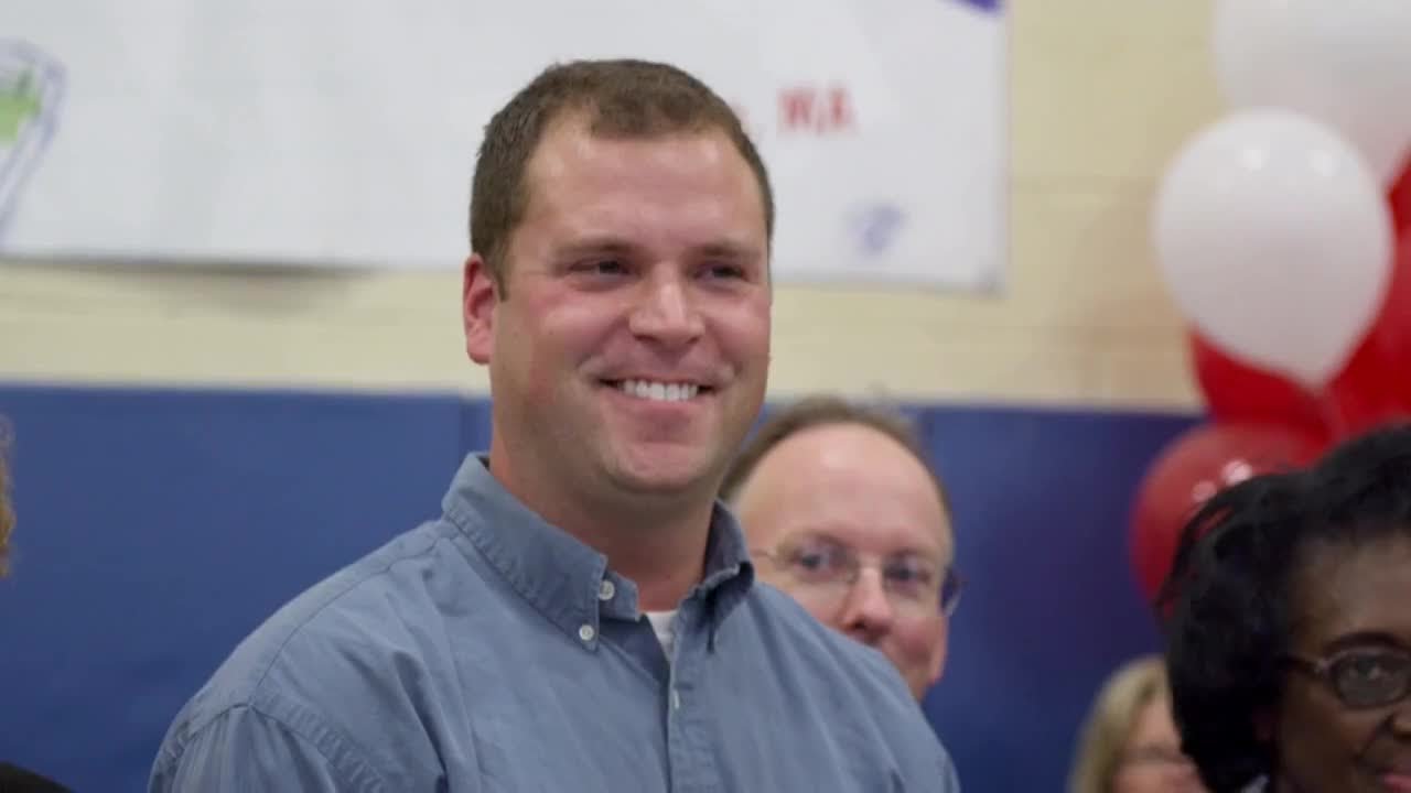 Math Teacher James Moonan's Passion Adds Up to $25,000 Milken Educator ...