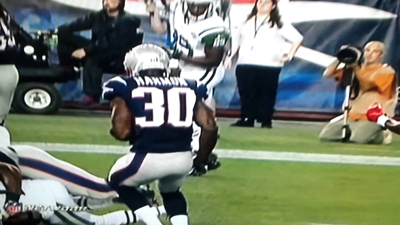 NFL referees make big mistake.look at this catch - YouTube