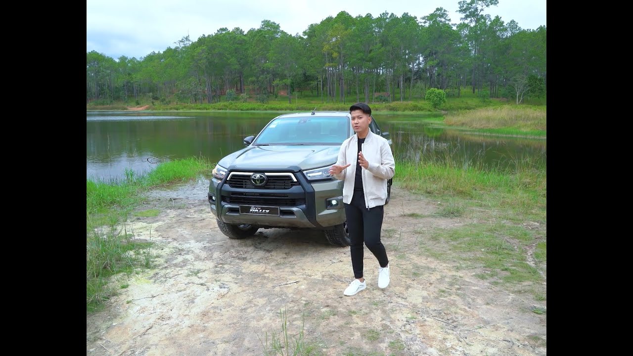 Toyota Hilux Revo Rally 2021 review video - YouTube