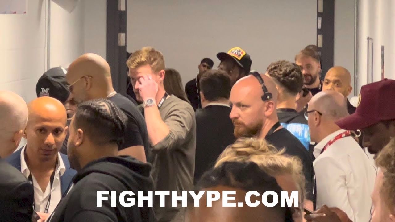 DEJI SCARED TO COME OUT FOR MAYWEATHER FIGHT; REFUSES TO LEAVE DRESSING ...