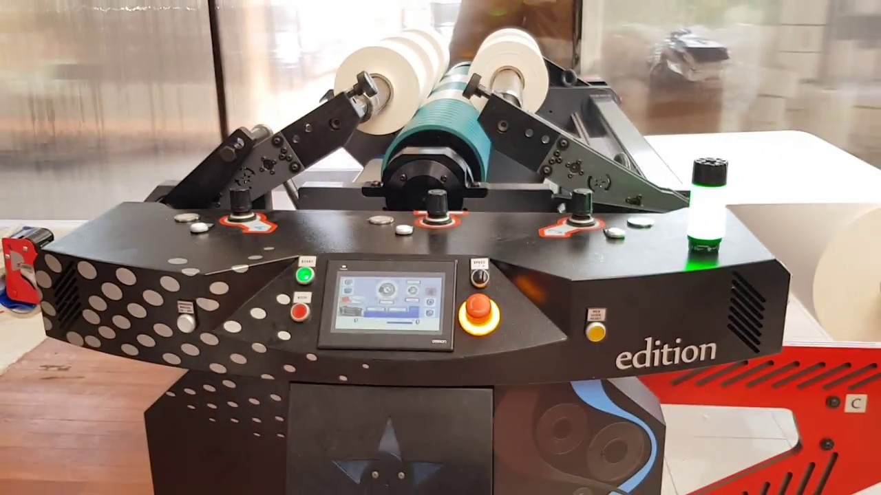 Masina de taiat rola de Hartie, folie cu 600m/min - YouTube