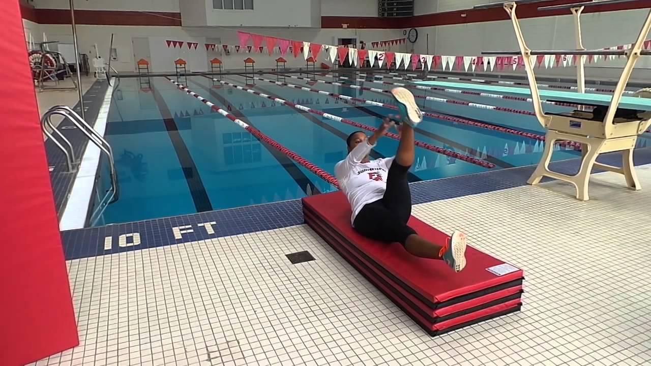 Team SVMC - Janelle Atkinson-Wighall performs V Up - YouTube