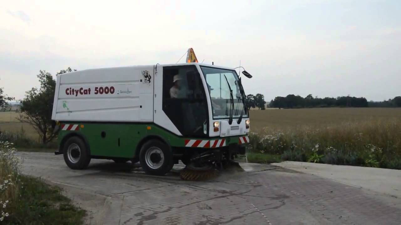 Balayeuse Eurovoirie Citycat 5000 / Street Sweeper, Kehrmaschine ...