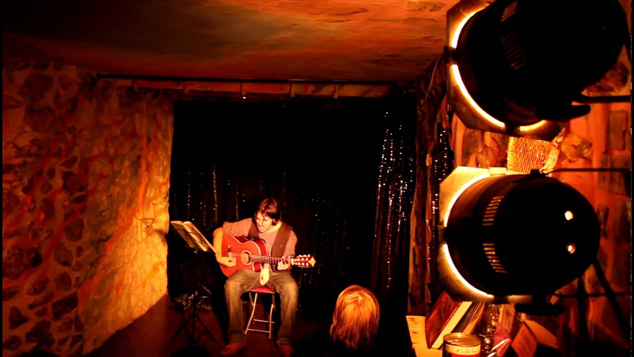 Anthony Afonso en art "Cyprès" au Petit Theatre du Bonheur, le 14 Avril ...