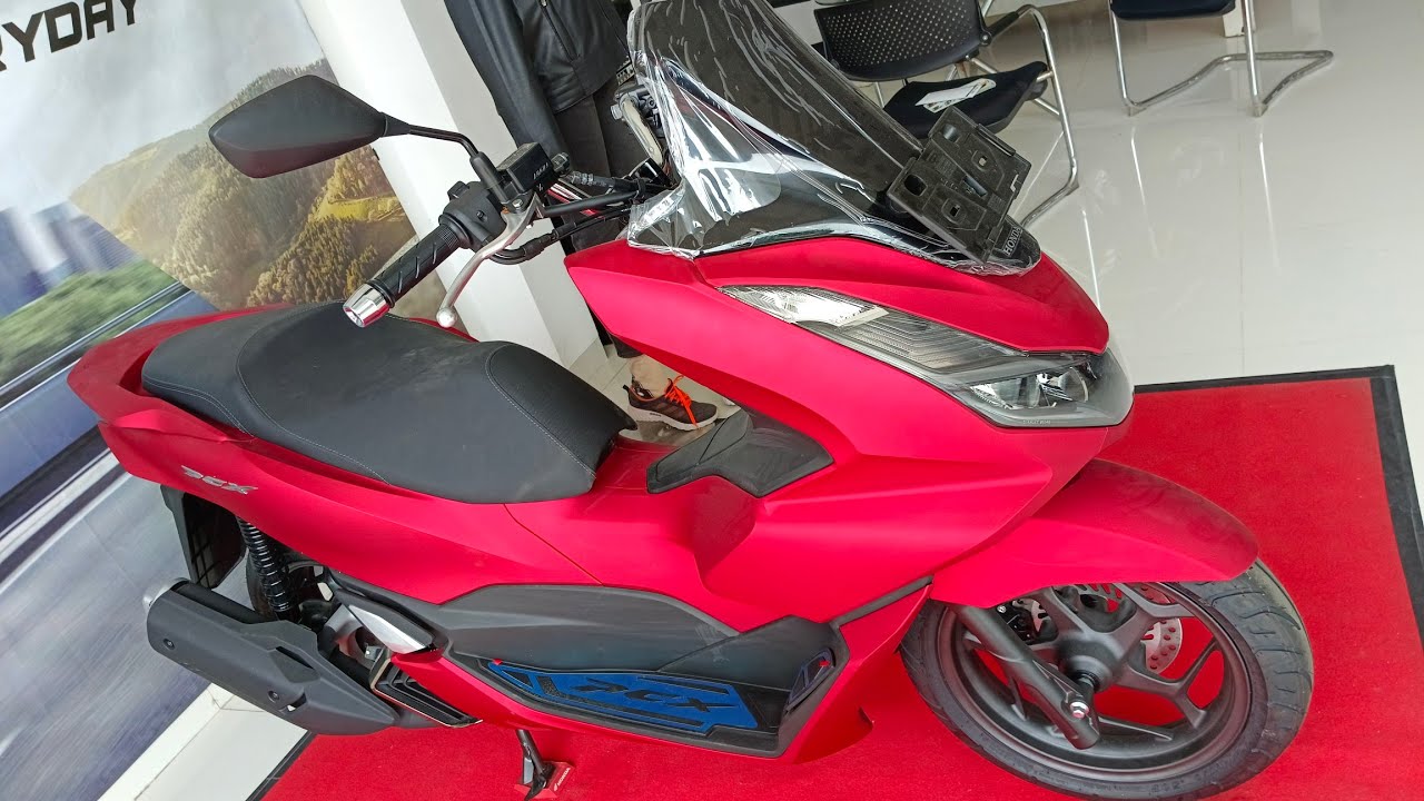 NEW PCX 160 CBS 2022 MATTE RED - YouTube