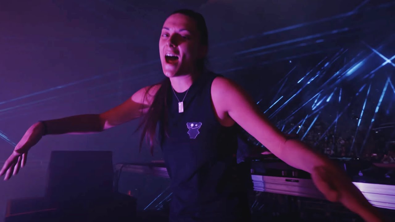 LSZEE (LSDREAM & CloZee) - Baiana (CloZee Remix ) x Stand Up x Inner ...