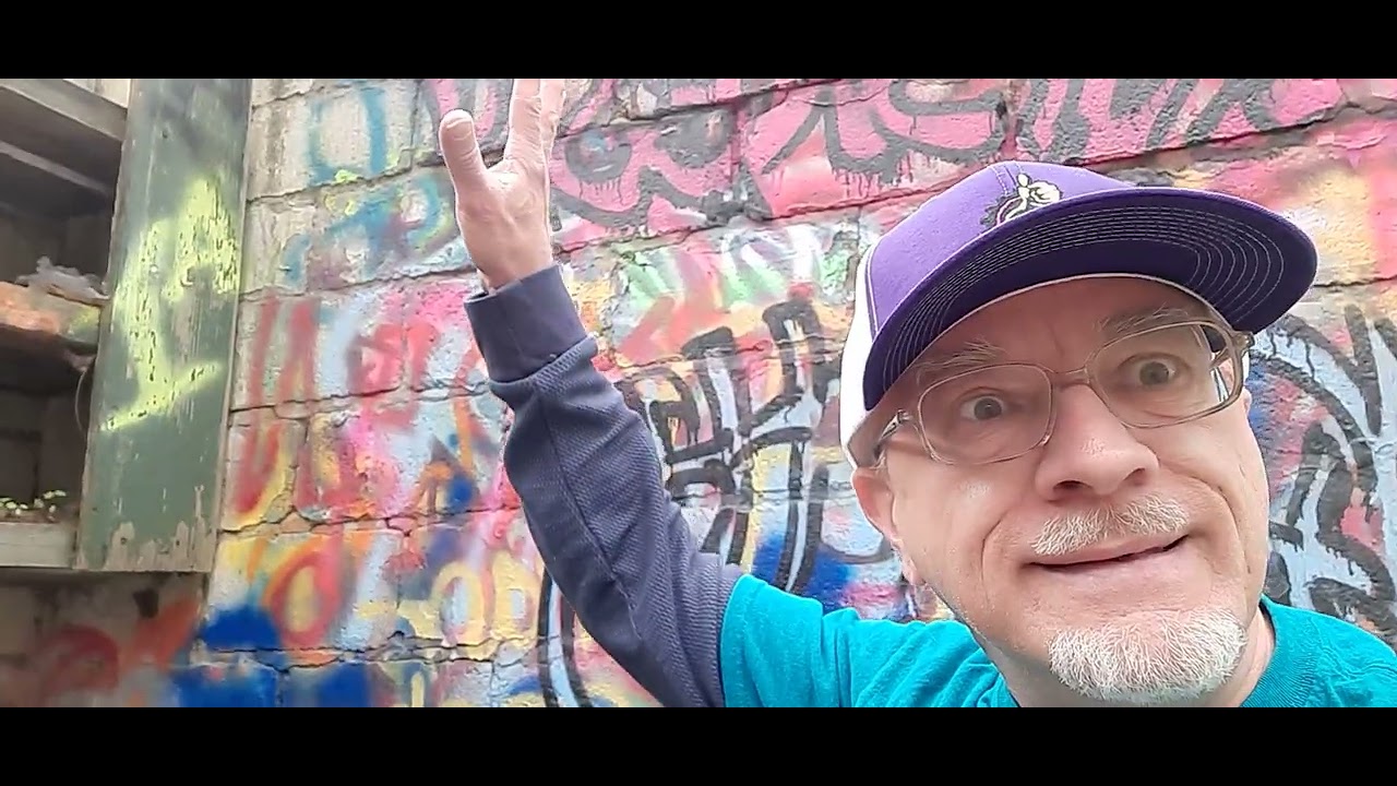 GRAFFITTI MAN starring Roger Ricker - YouTube