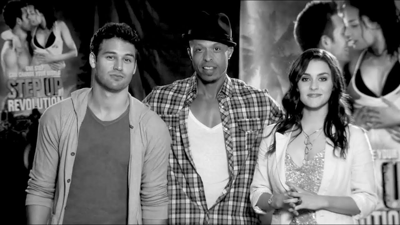 STEP UP REVOLUTION: TWITTER FLASH MOB [DS2DIO] - YouTube