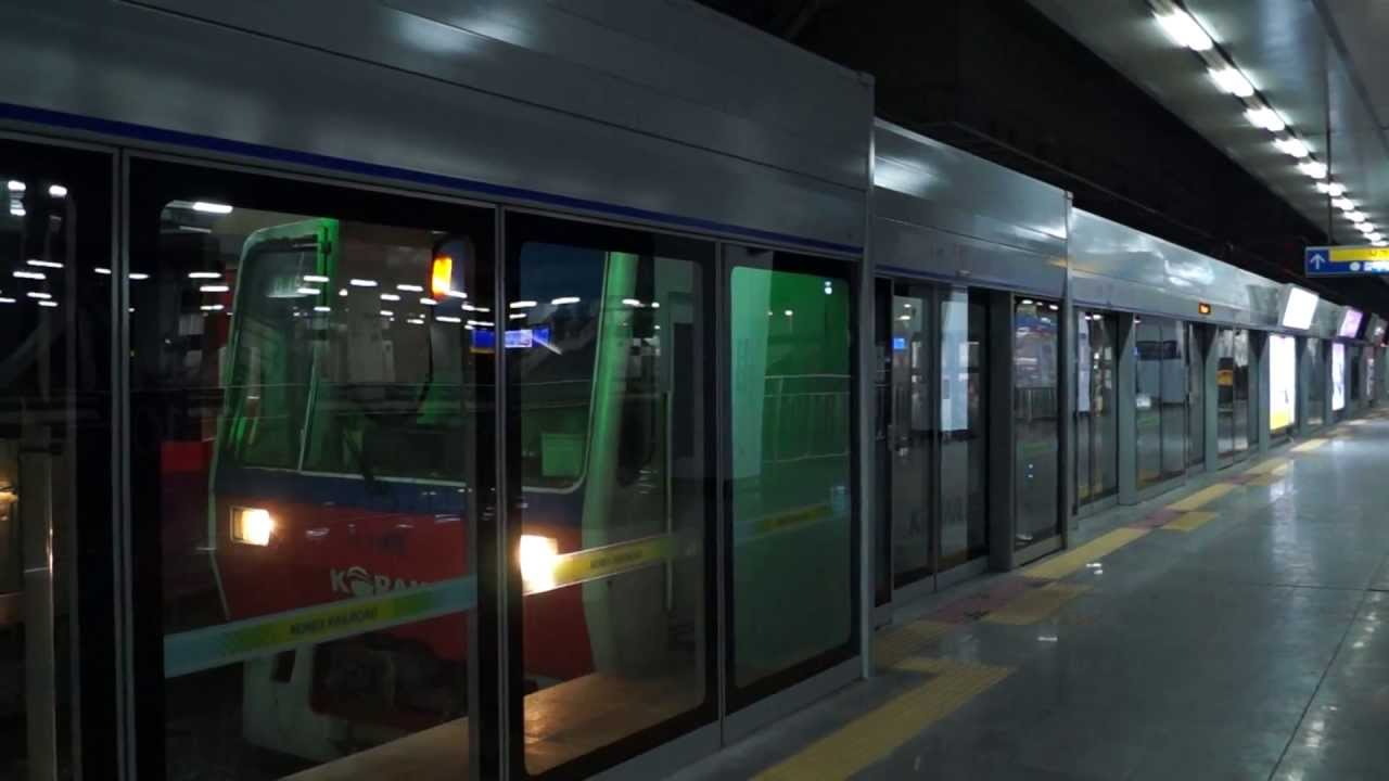 Korail Line 1 train leaving Yongsan - YouTube