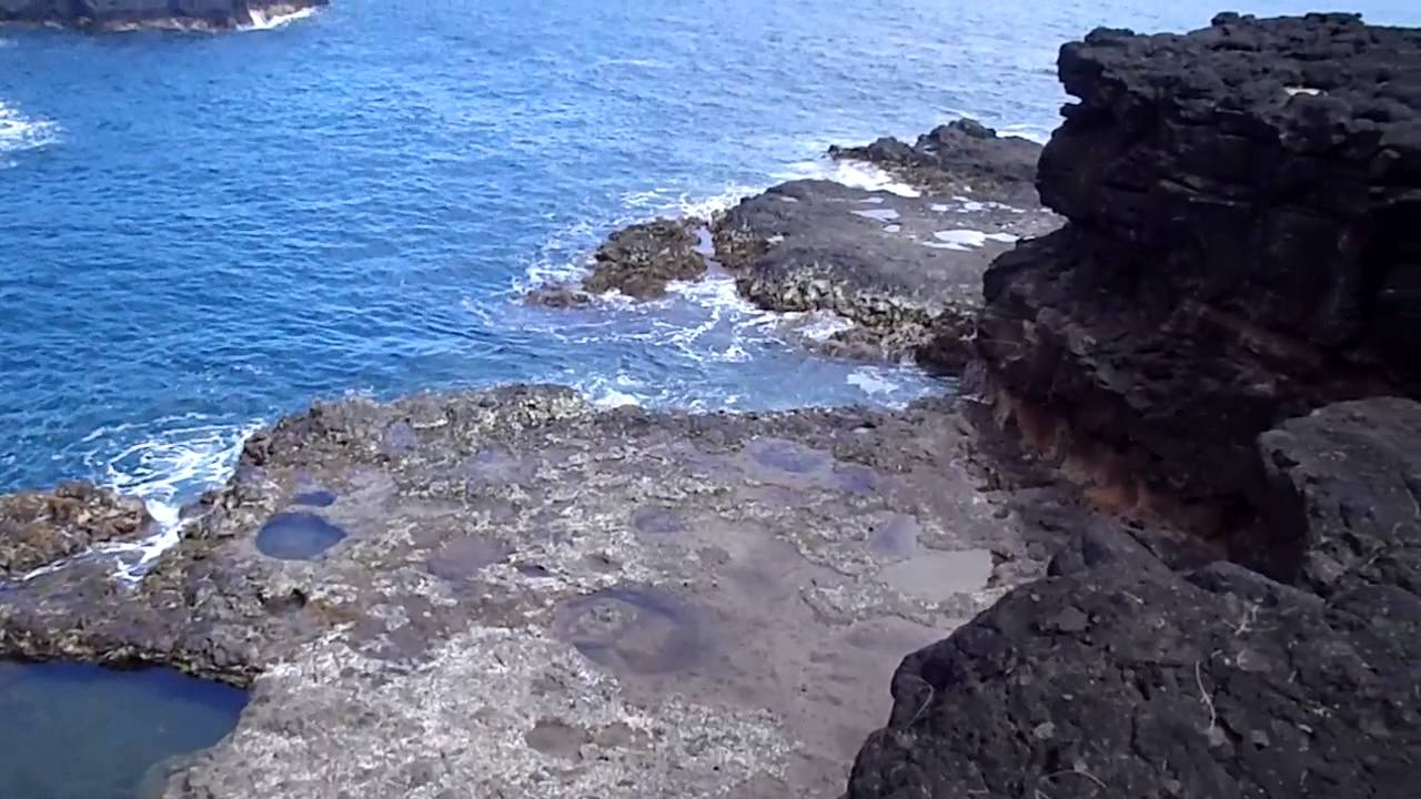 Secret Lava Pools Kauai, HI - YouTube