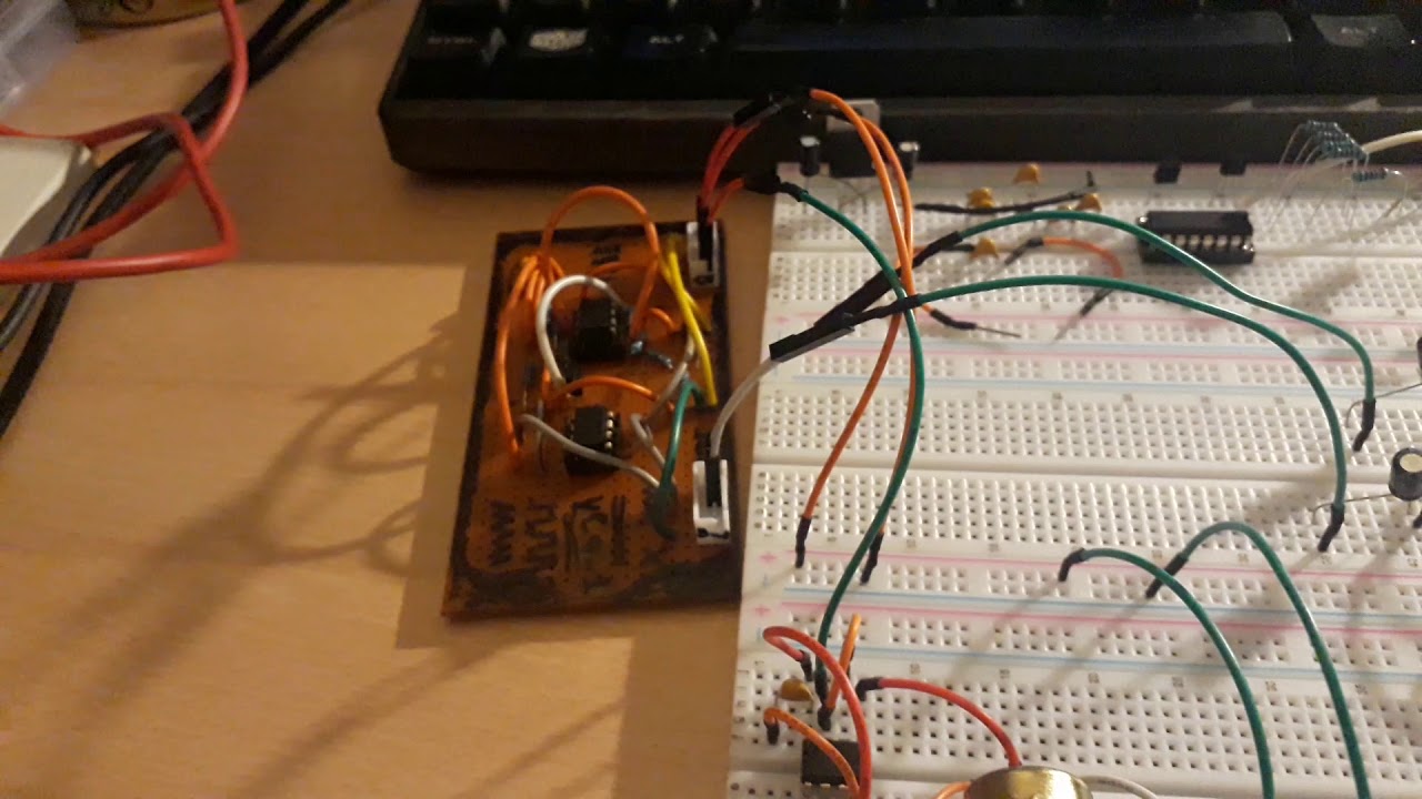sinte - VCO lm358 - YouTube