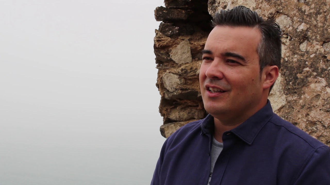 Hugo Sampaio Olhos nos Olhos (Videoclip oficial) - YouTube