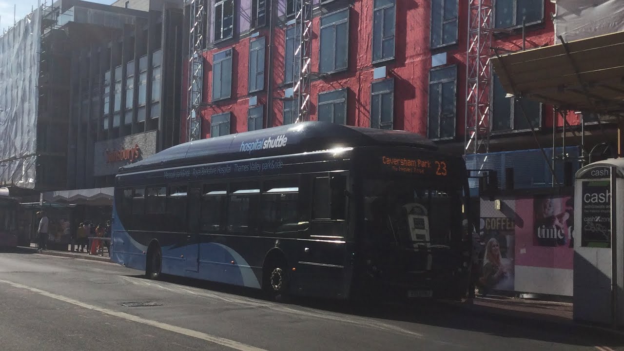 *Short Video* Reading Buses Enviro300 406 (YR13 PNJ) On Route 23 To ...