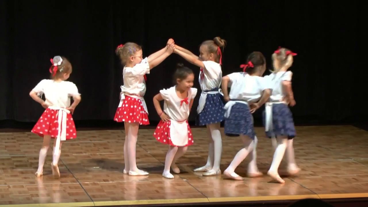 Taneční gala 2015, Lidová hudba - Dětské taneční hry a tance - YouTube