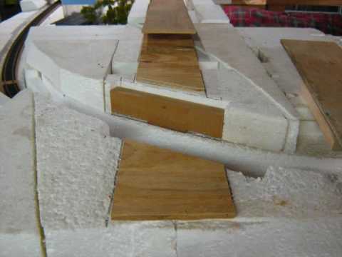 Road Bridge Construction In HO Scale - YouTube