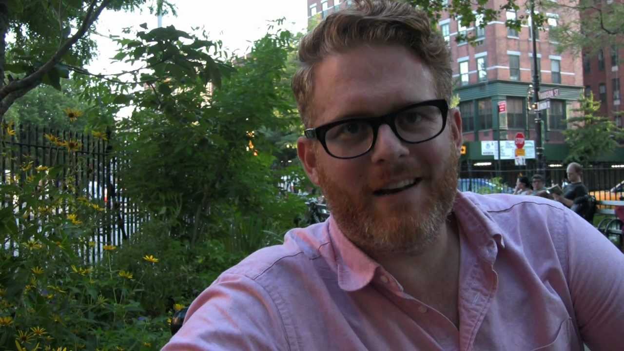 Bulk-The Series "Chatting with the Cast - Jim Noonan on Guy" - YouTube