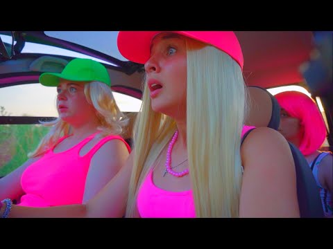 A dangerous vacation! Diana How Barbie Got In Trouble