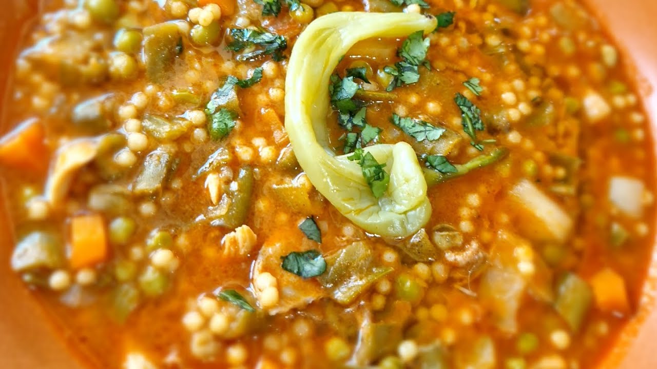 berkoukess aux légumes العيش بالخضر #berkoukes - YouTube