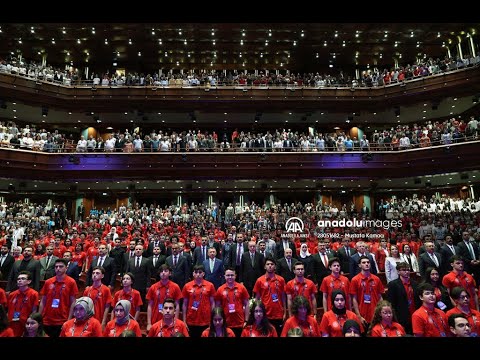 Cumhurbaşkanı Erdoğan Gençlerle Birlikte Mücadele Veren İnsan Yorulur