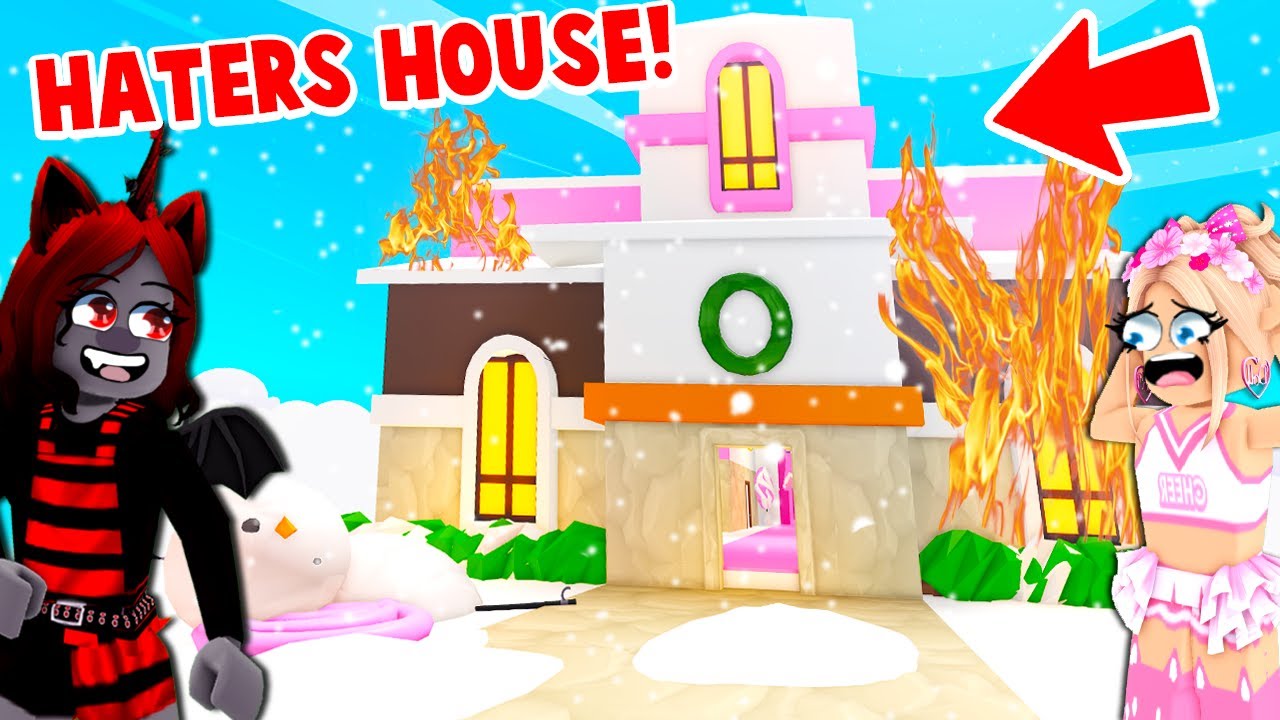 I RUINED my HATER *SECRET* CHRISTMAS HOME In Adopt Me! | Roblox - YouTube