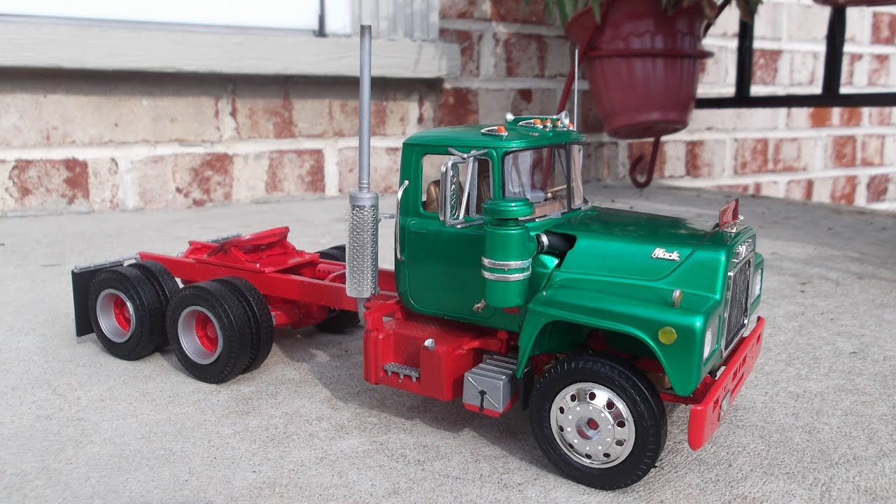 AMT Mack R-Model Final - YouTube